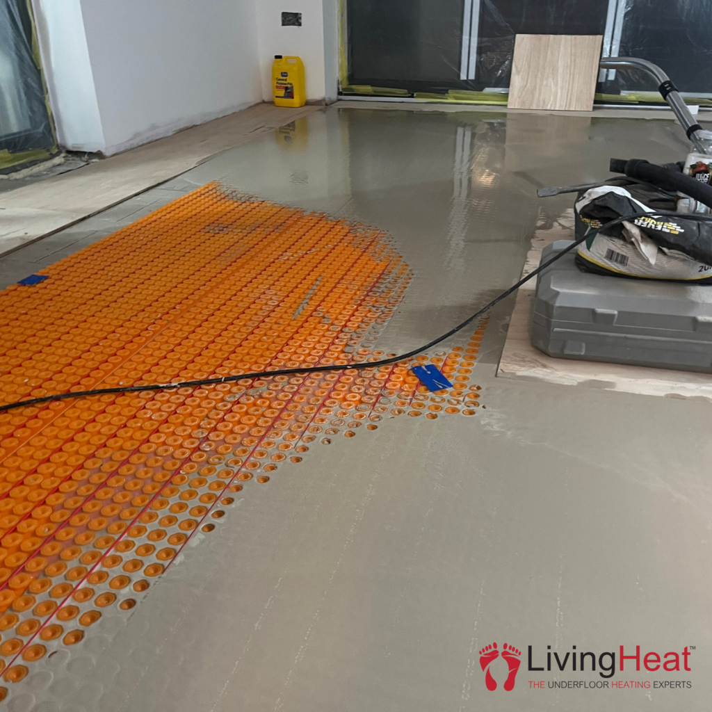 Self Levelling Compound for use with underfloor heating